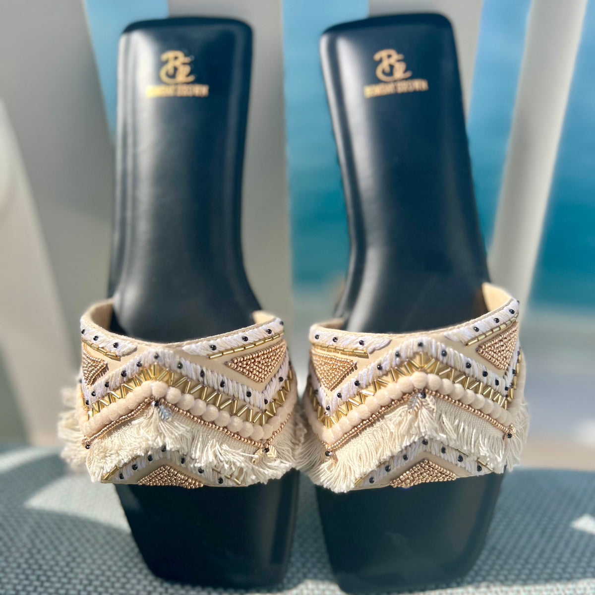 Desert Ivory Gold Sliders – Bombay Brown India