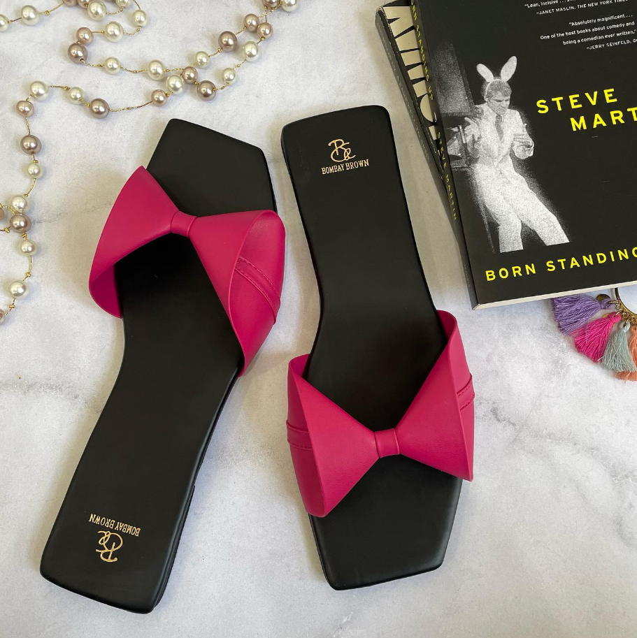 HOT PINK BOW BLACK FLAT SLIDES – Bombay Brown India